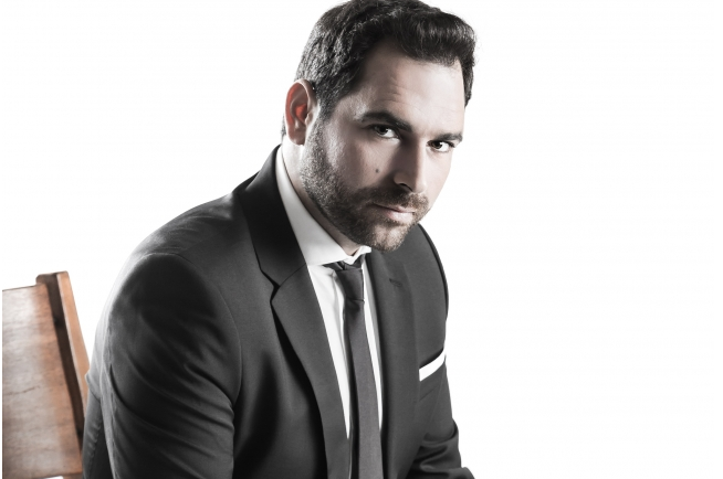 Pirmo reizi Latvijā uzstāsies fadu dziedātājs Marko Rodrigess ...